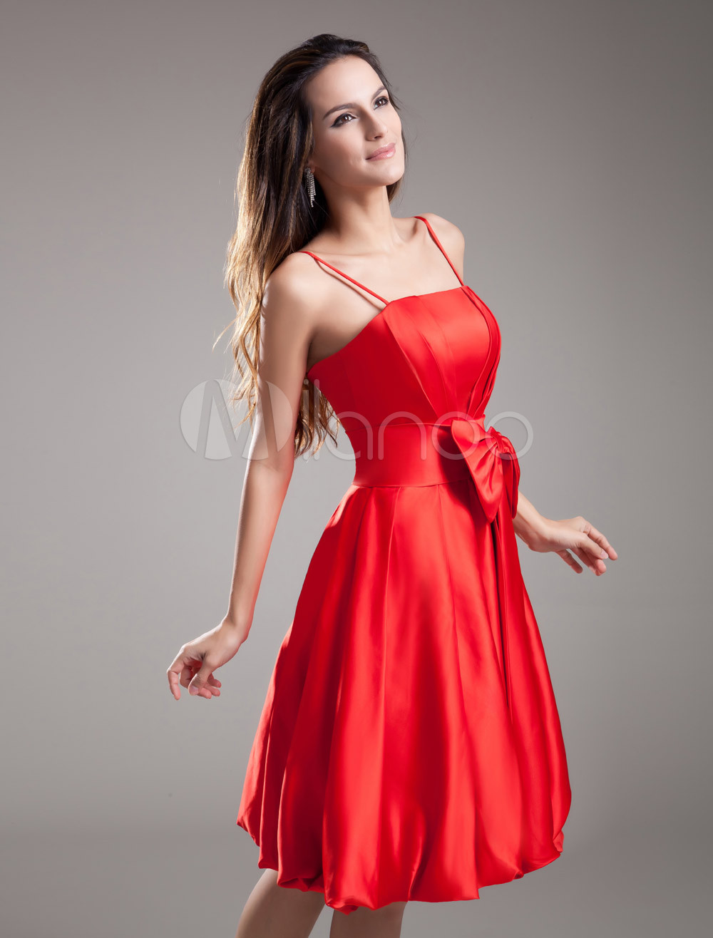 Vestito da damigella d'onore al ginocchio con fiocco e in stile ...