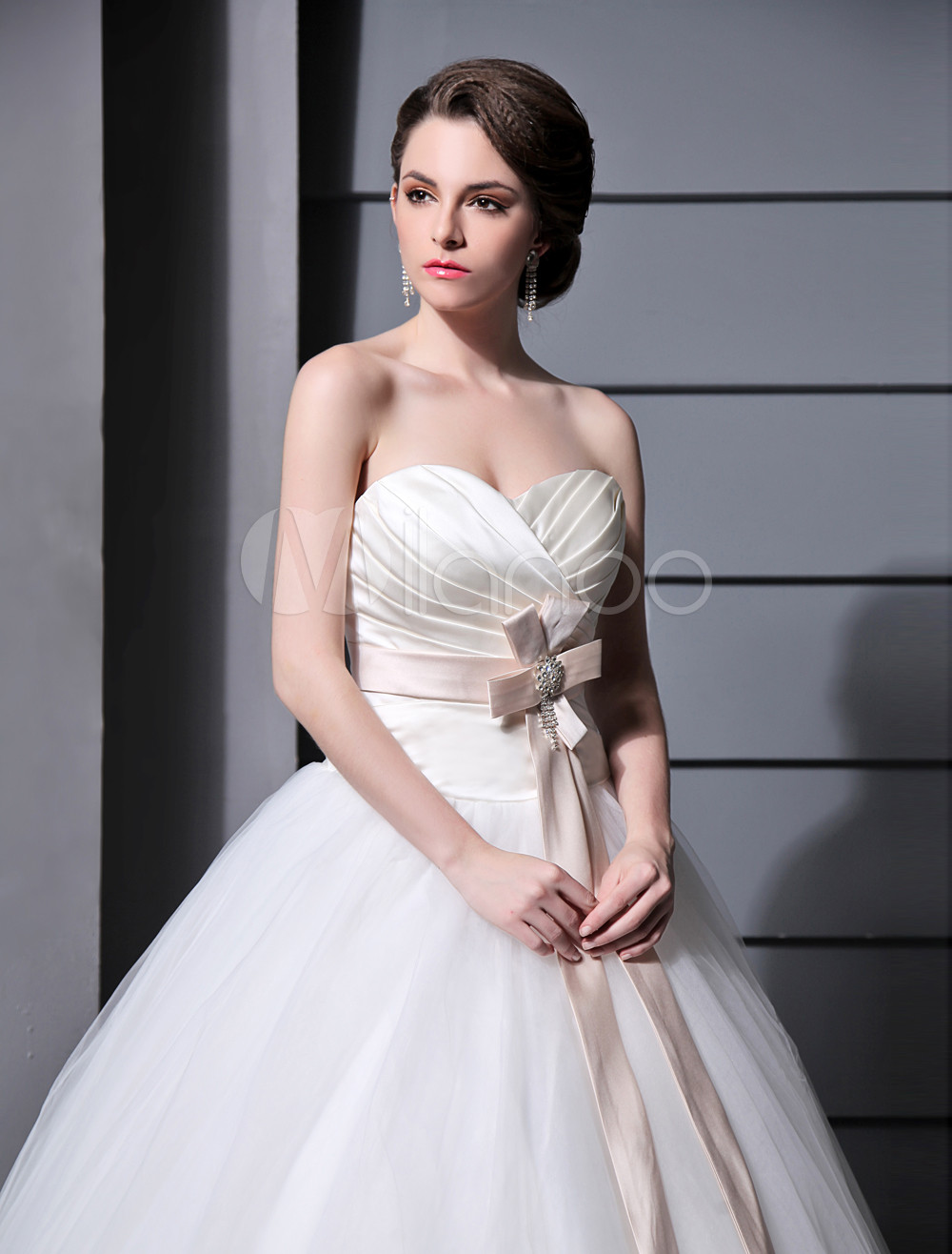 White Ball Gown Sweetheart Neck Sash Beading Satin Bridal Wedding Gown