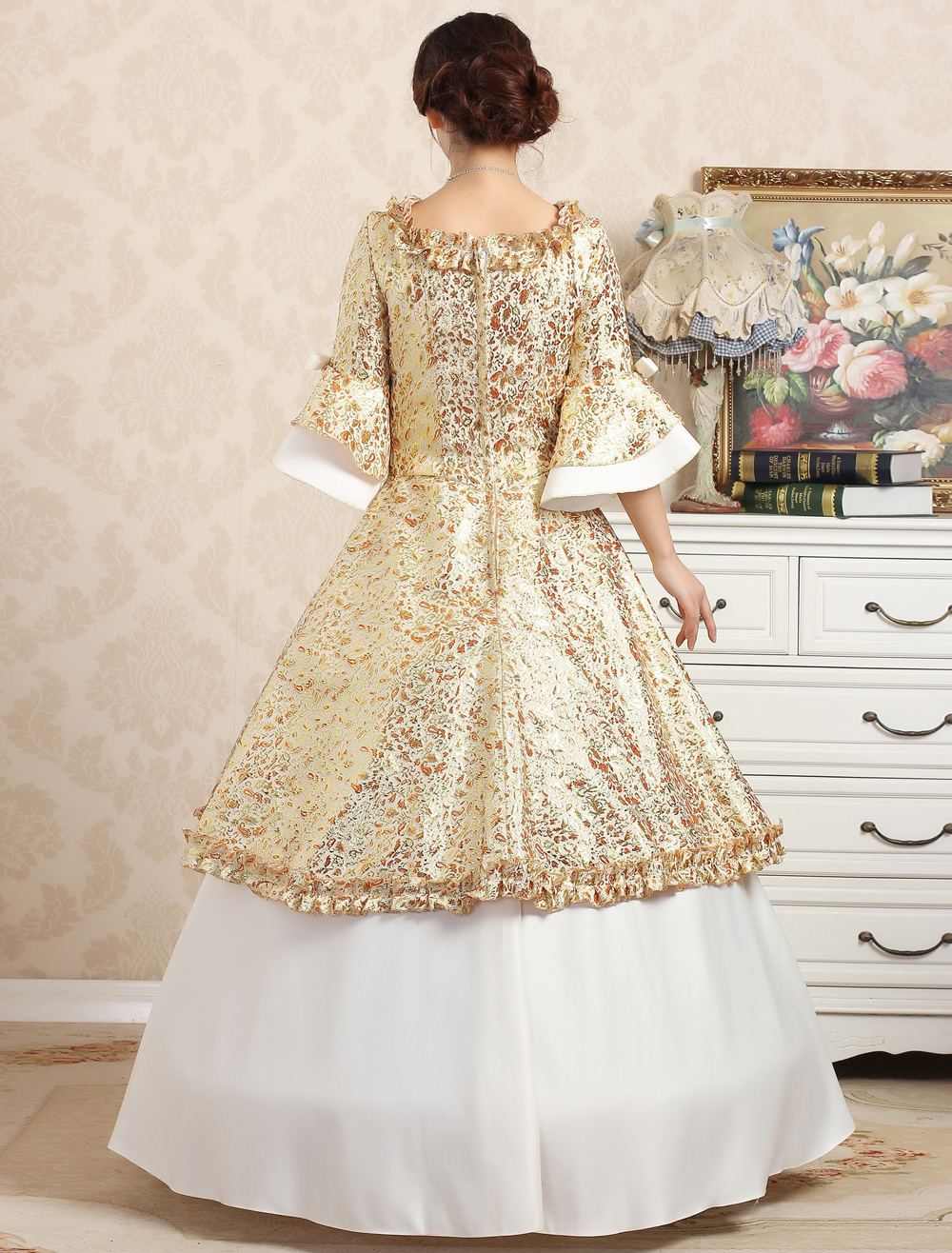 Elegant Victorian Dress Costume Baroque Rococo Half Sleeves Ball Gown ...