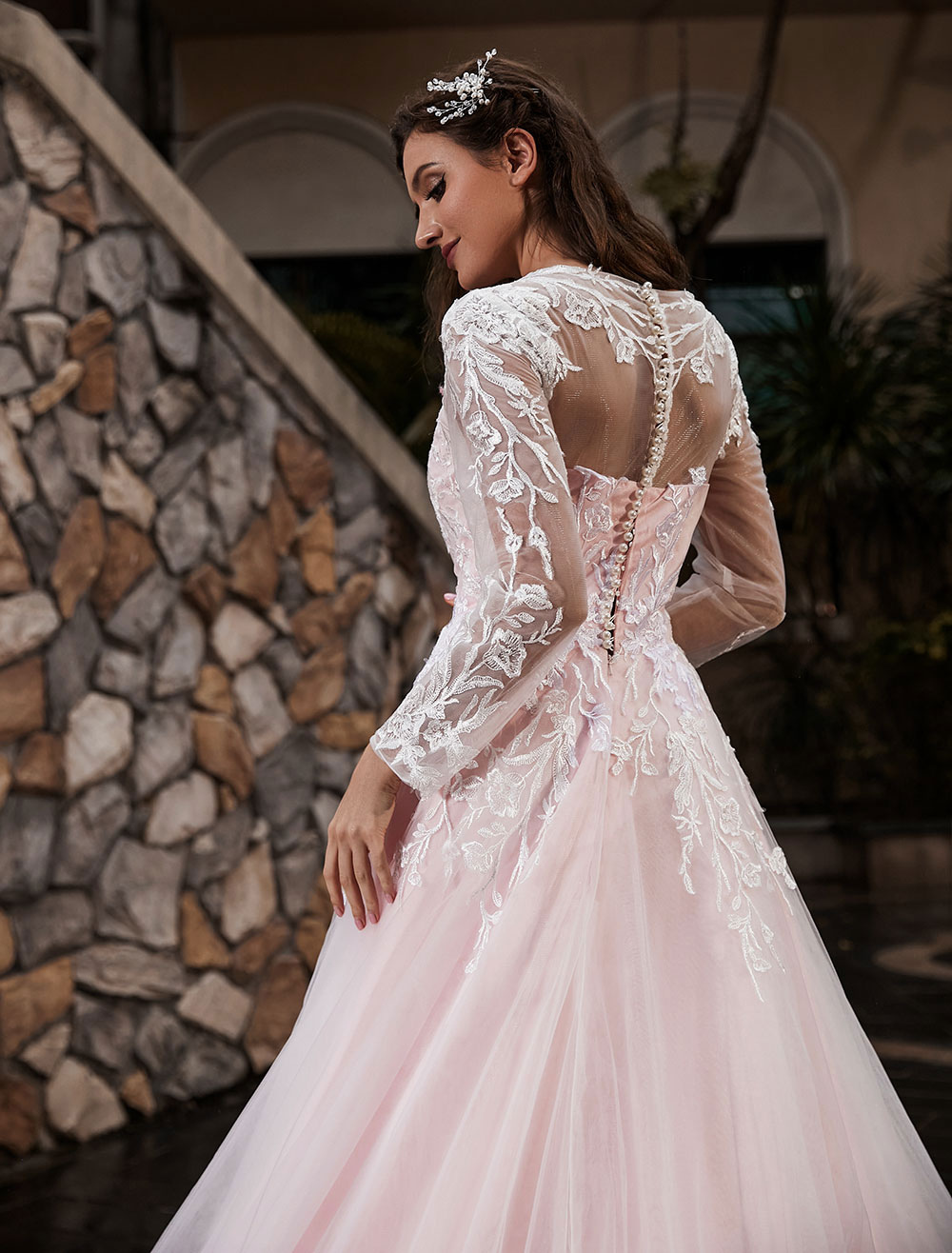 Passen Sie Brautkleid mit Zug A-Linie Langarm Satin Stoff Jewel Neck ... Passen Sie Brautkleid mit Zug A-Linie Langarm Satin Stoff Jewel Neck ...