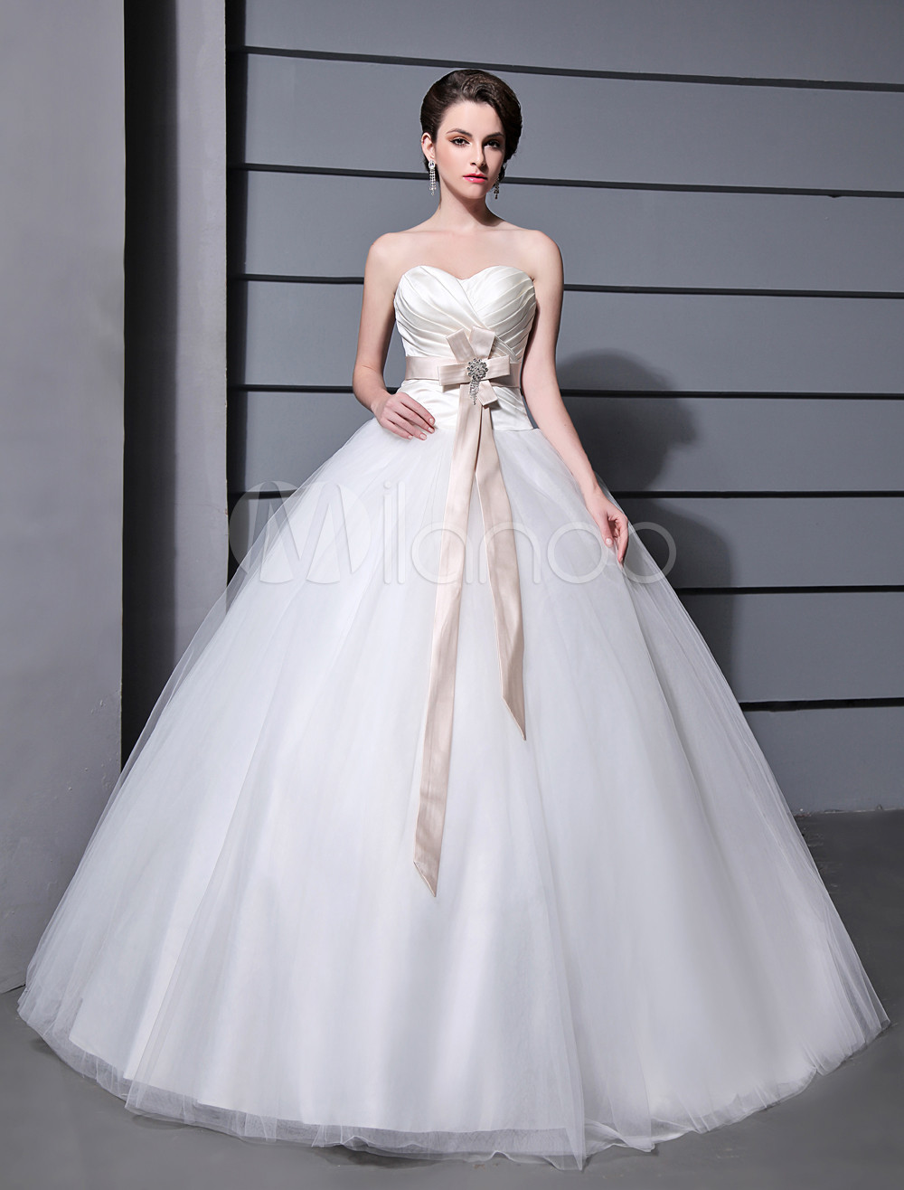 White Ball Gown Sweetheart Neck Sash Beading Satin Bridal Wedding Gown