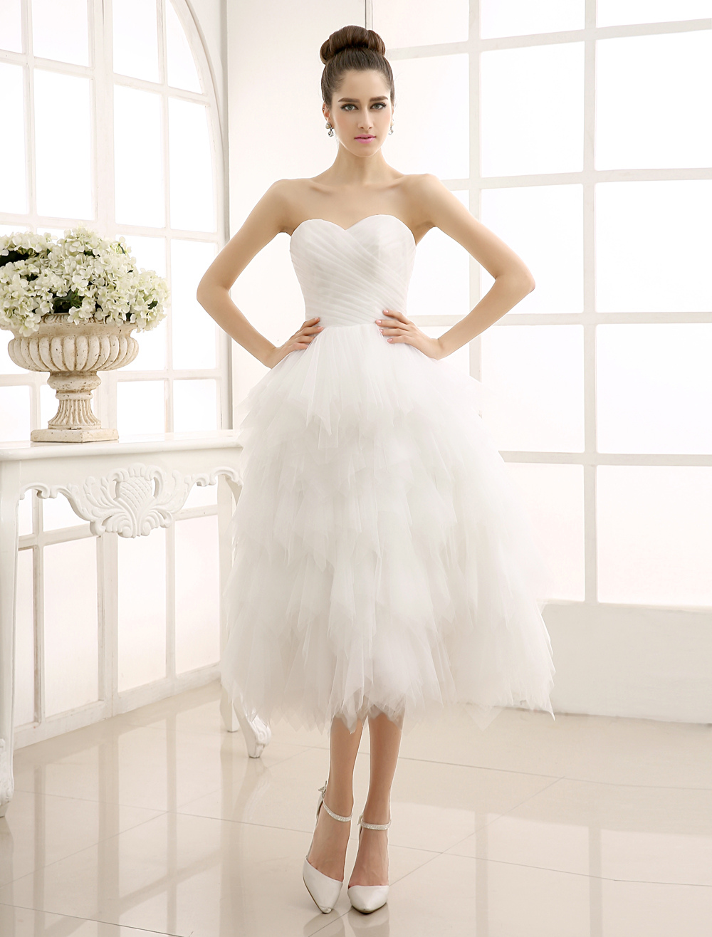 Pleated Short Strapless Wedding Gown - Milanoo.com
