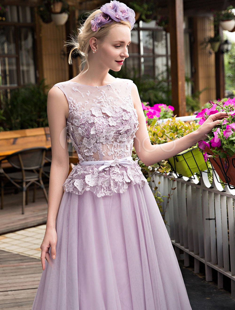 Lilac Prom Dresses Luxury Lace Flowers Beading Backless Tulle Round Neck Bow Sash Formal Party